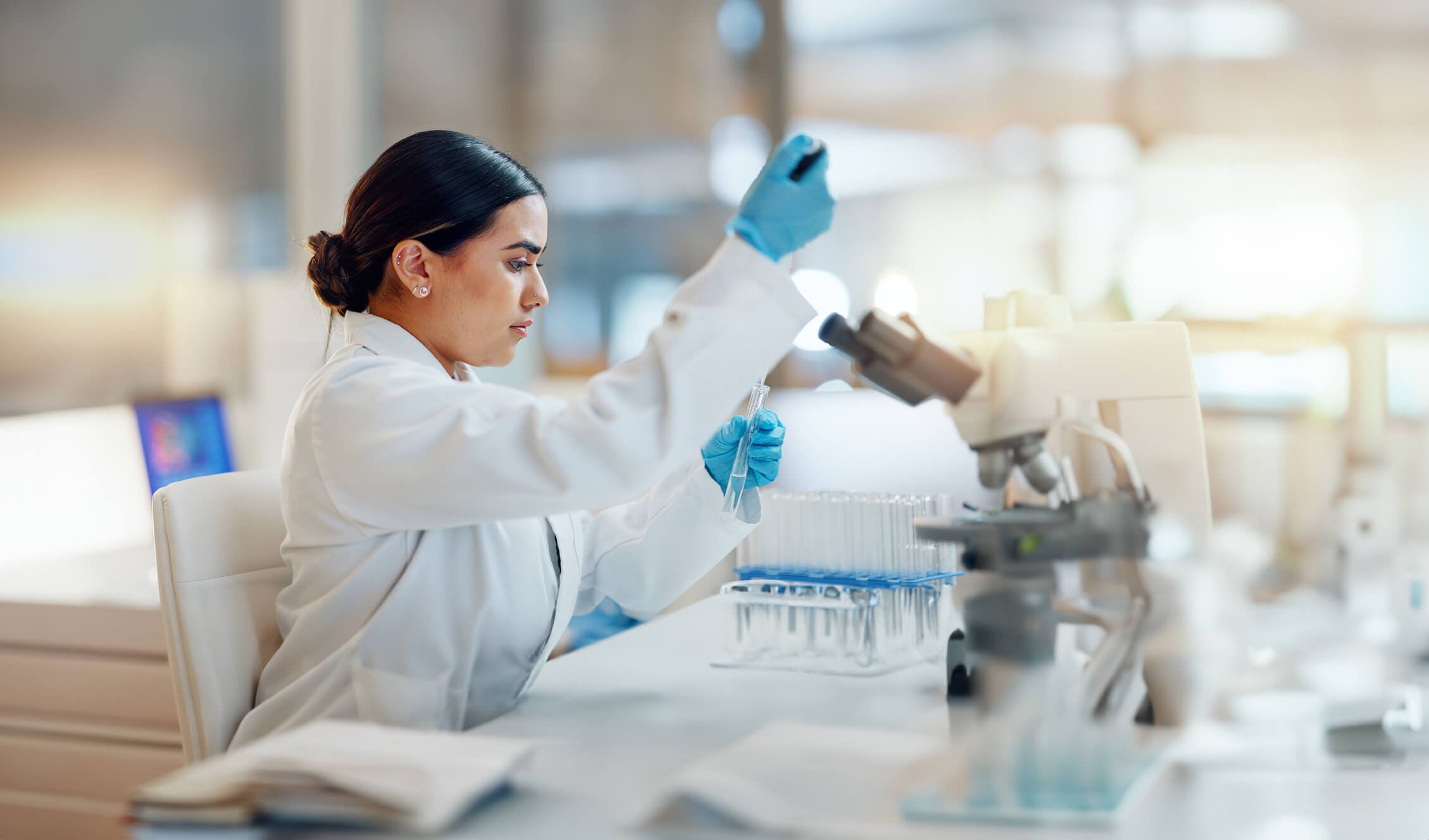 6 Influential Female Scientists That are Changing the World Today - KnowHow