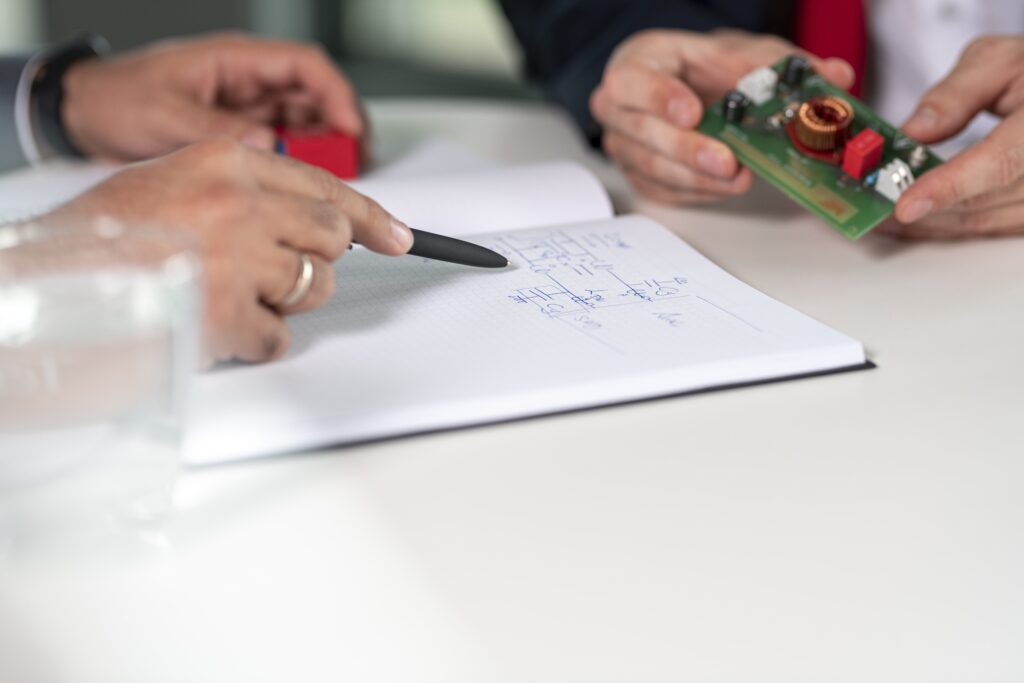 Great Minds & Great Prizes – Challenge Yourself in the Quiz - KnowHow