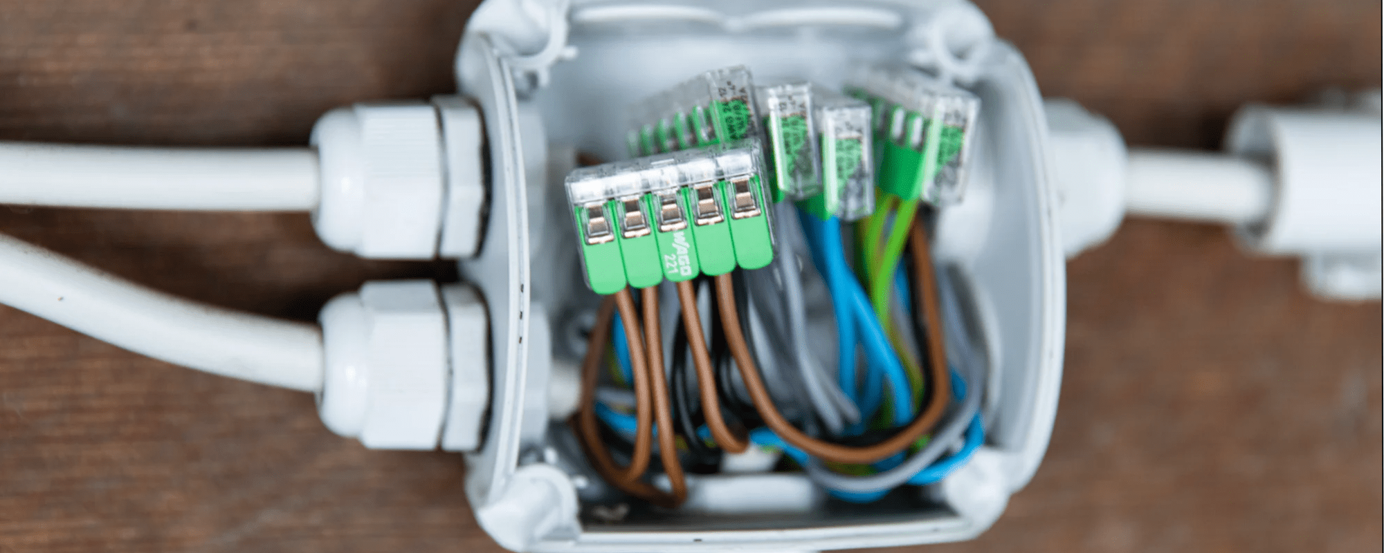 Constant Current vs. Constant Voltage in LED Drivers - KnowHow