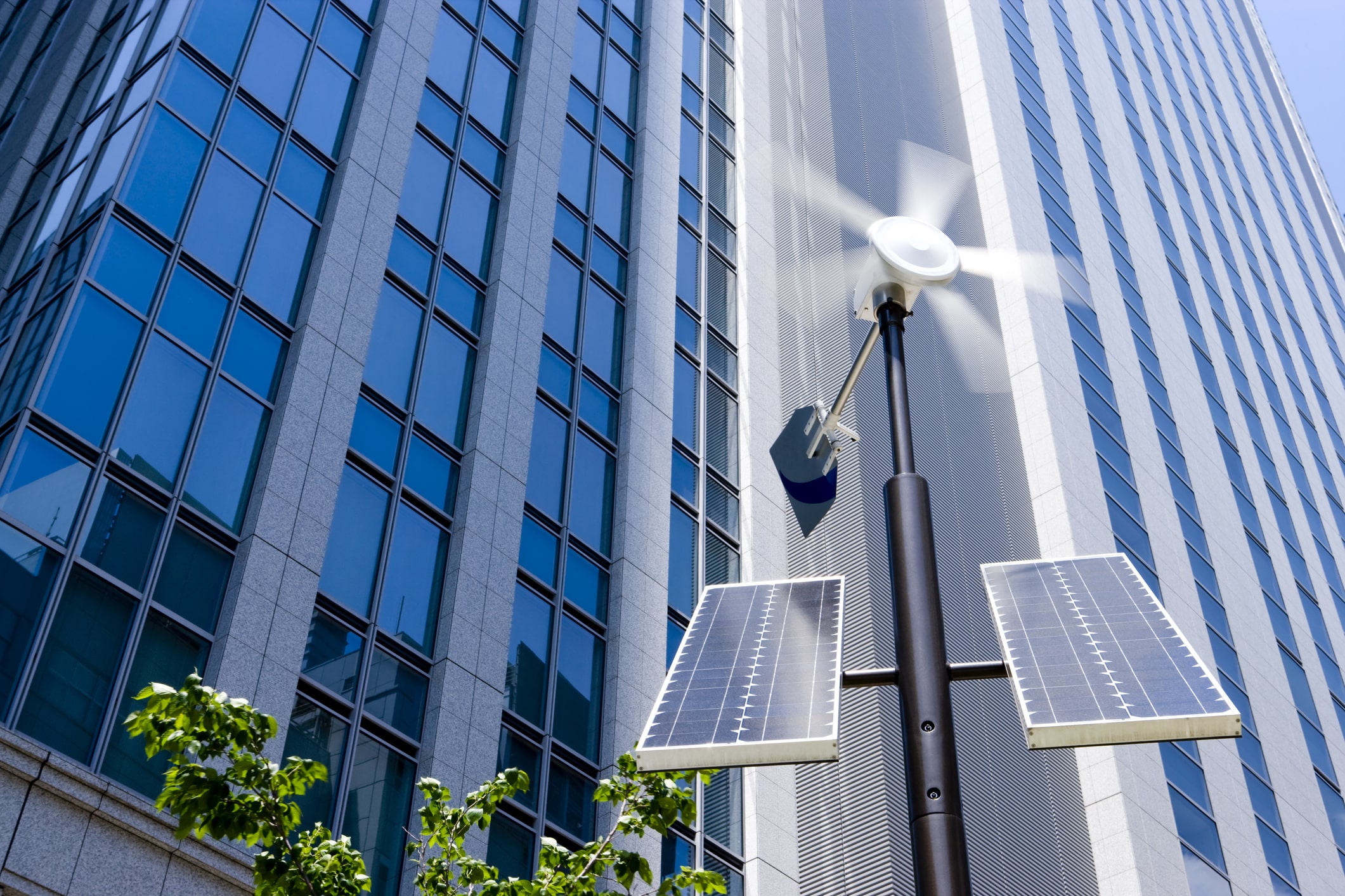 Integrating Renewable Energy Systems Into Building Design - KnowHow