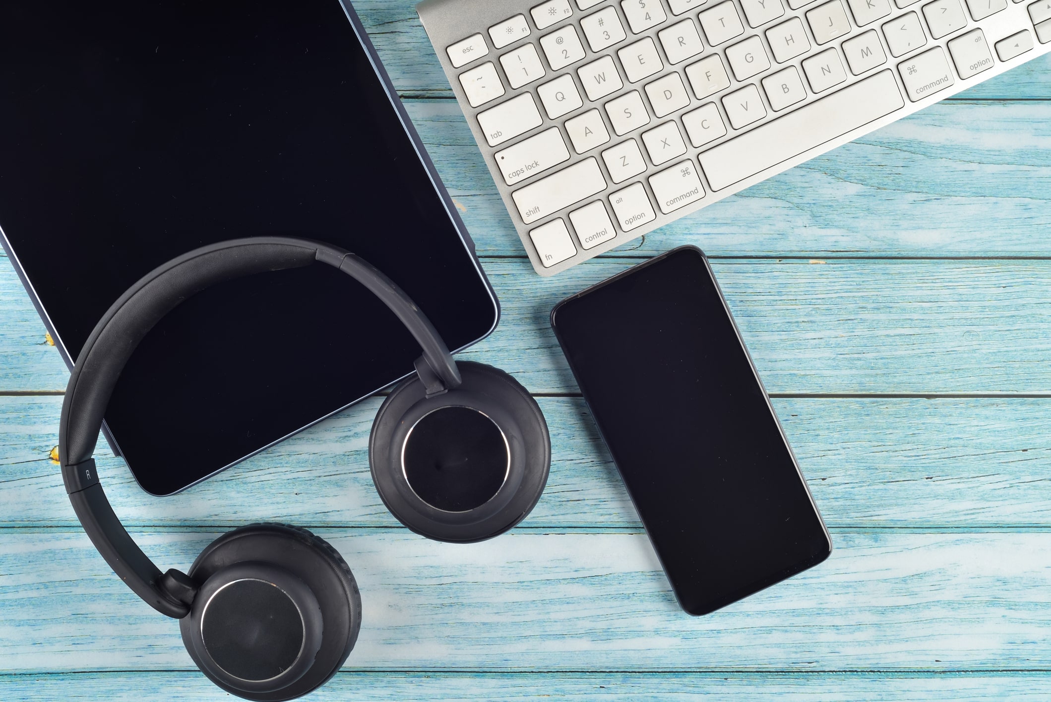 Top Tips for Being Sustainable With Electronic Devices - KnowHow