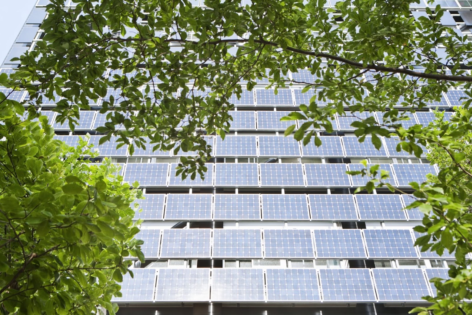 Integrating Renewable Energy Systems Into Building Design - KnowHow